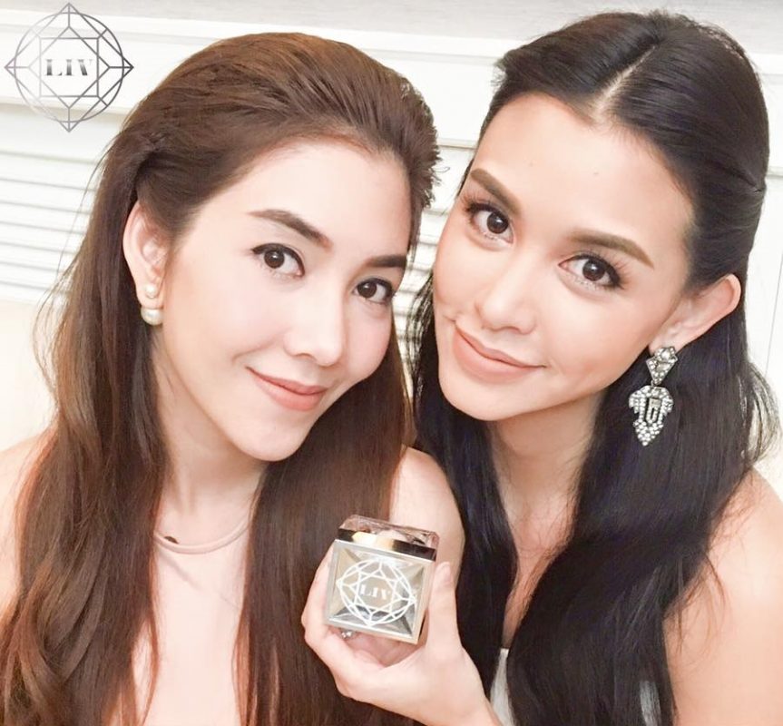 Liv White Diamond by Vicki Sunisa Jett - Trust in Nature - www.stnature.com